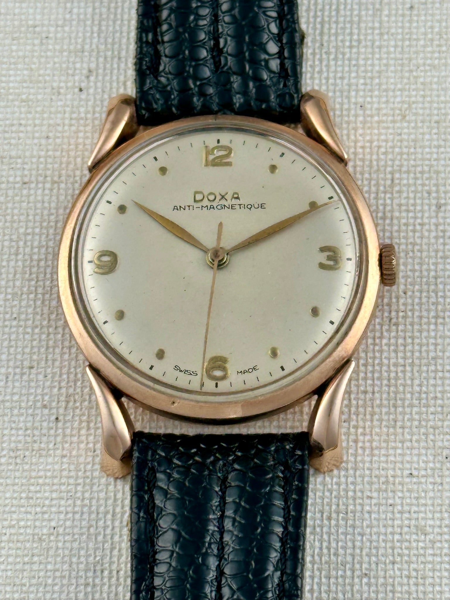 Doxa 14k Rose Gold Vintage Fancy Lugs – Old School Seconds